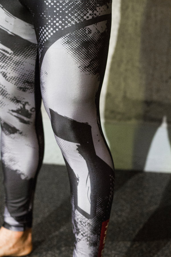 Red Tag Spats - Grab+Pull